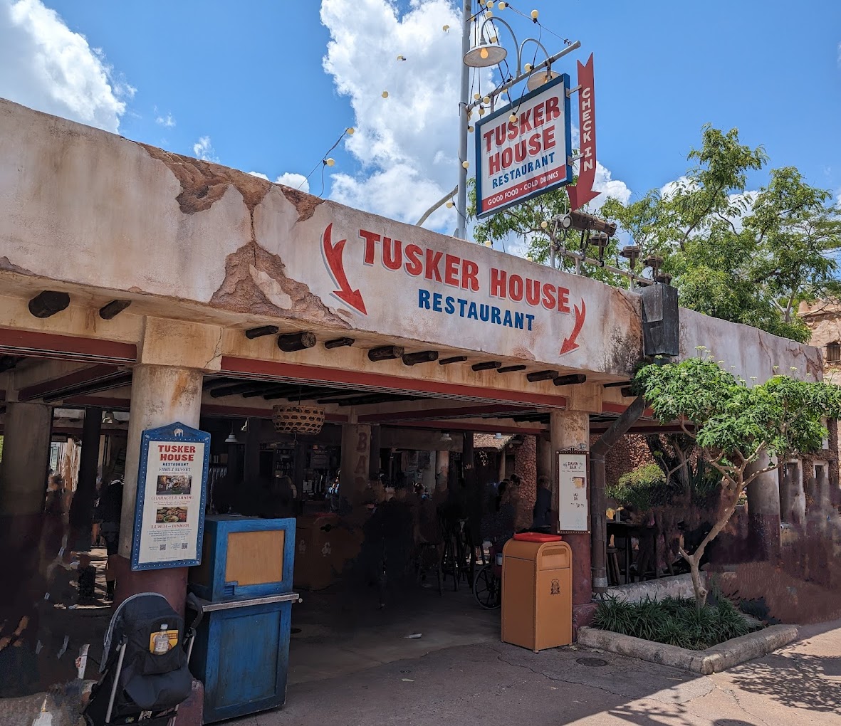 Tusker House Restaurant – Teal Mouse